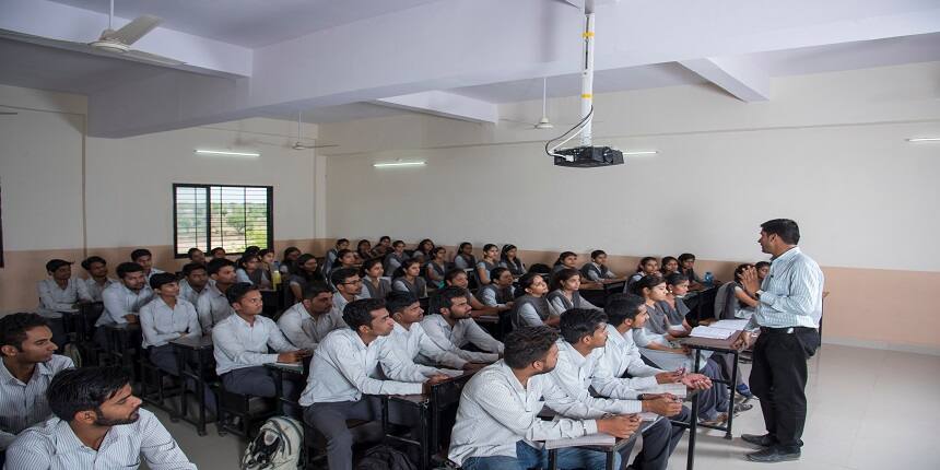 "New college session from Sept, not July, as per Govt panel: Report"