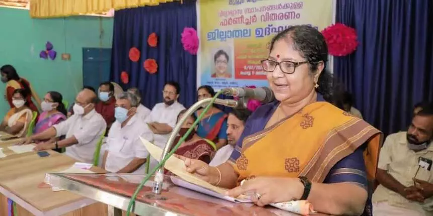 Kerala govt to bring out out legislation if Governor won't sign ...