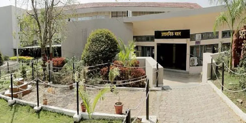 Maharashtra: Vice-Chancellor of Hindi university in Wardha resigns