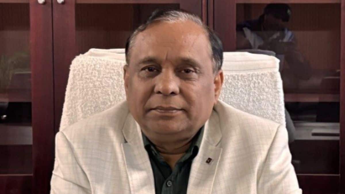 Lucknow University: JP Saini assumes charge as VC