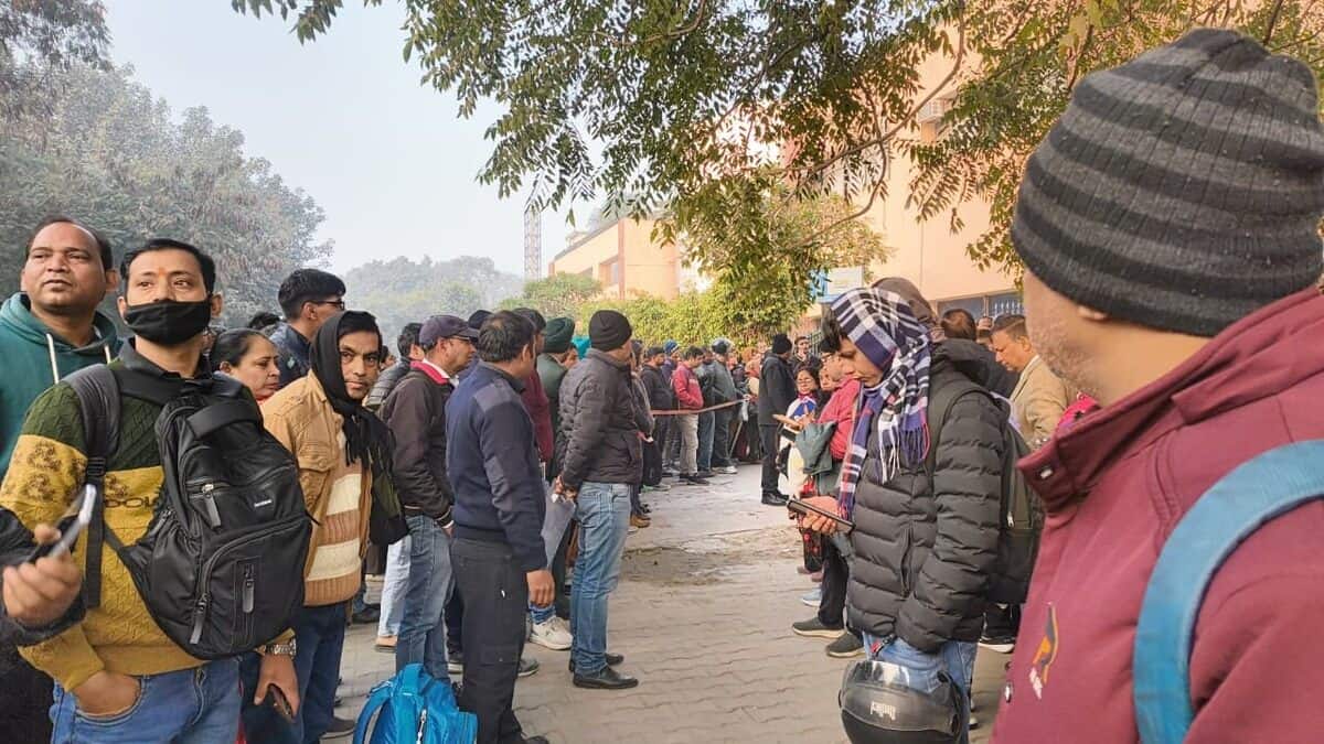 JEE Main 2026 LIVE: Jan 21 to 24 question paper analysis; shift 1,2 ...