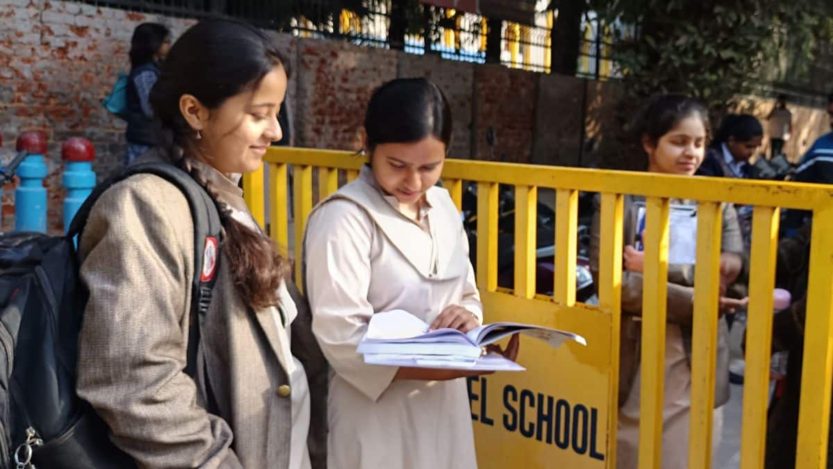 CBSE Class 10 Syllabus Change: 3rd language must; advanced maths ...