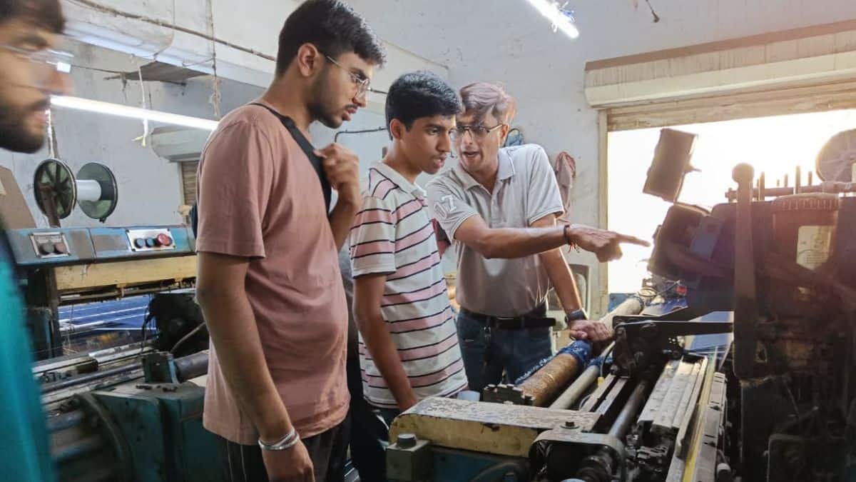 IIT Gandhinagar Explorer Fellowship 2026 promotes learning