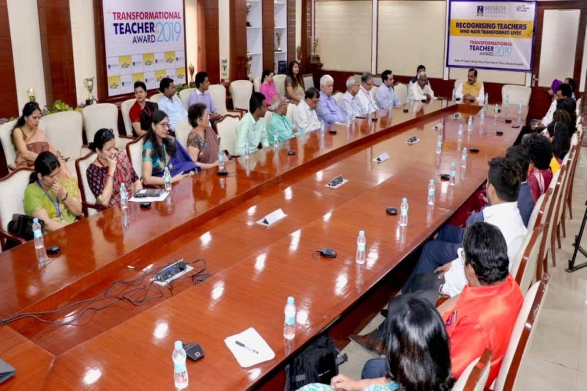 BA LLB Integrated at Sharda University: Fees, Admission, Seats, Reviews