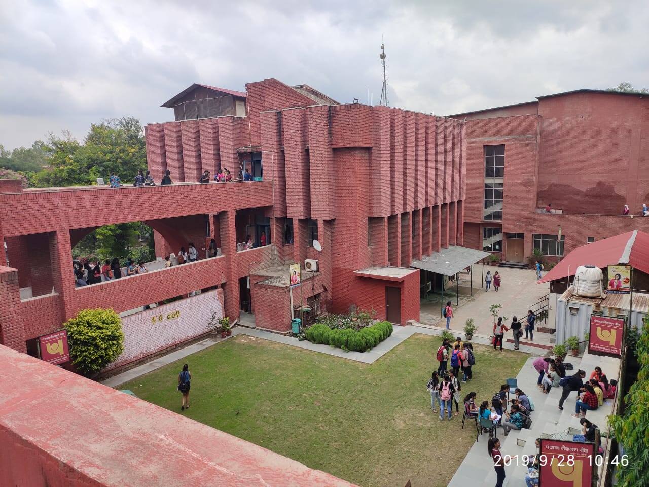 Gargi College, Delhi Genuine Reviews on Placements, Courses, Faculty ...