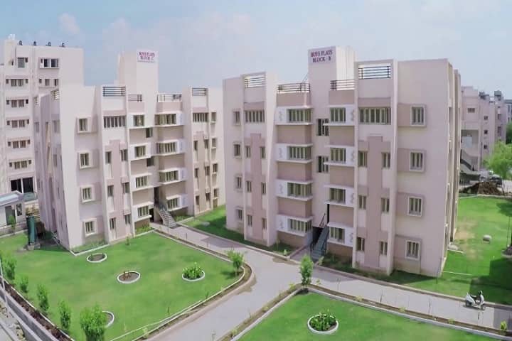 Parul University, Vadodara: Admission, Fees, Courses, Placements ...