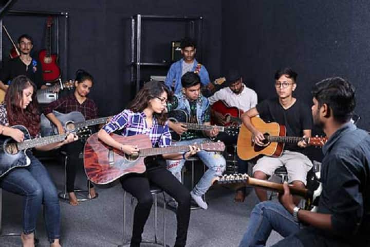 AAFT Noida: Admission, Fees, Courses, Placements, Cutoff, Ranking