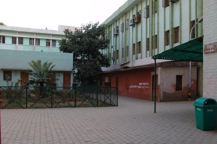 DU SOL: Admission, Fees, Courses, Placements, Cutoff, Ranking