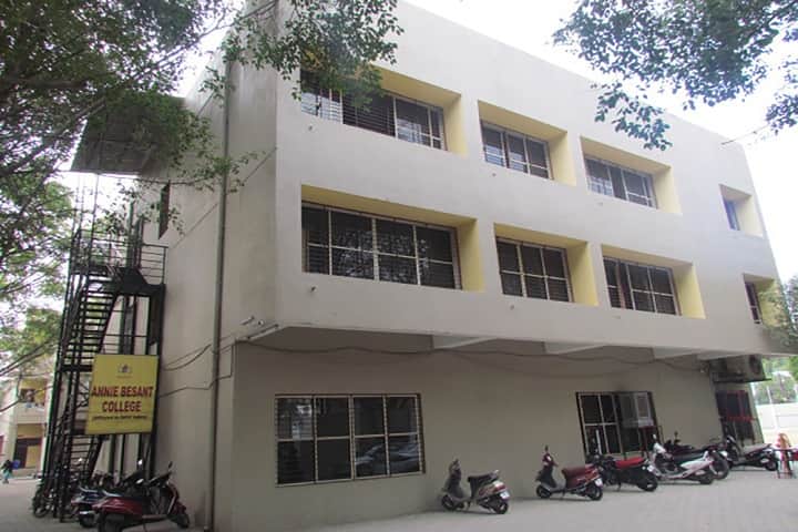 Top BA Degree Colleges in Indore 2021 – Courses, Fees, Admission, Rank