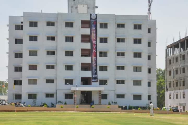 Top Aeronautical Engineering Colleges in India 2022 – Courses, Fees ...