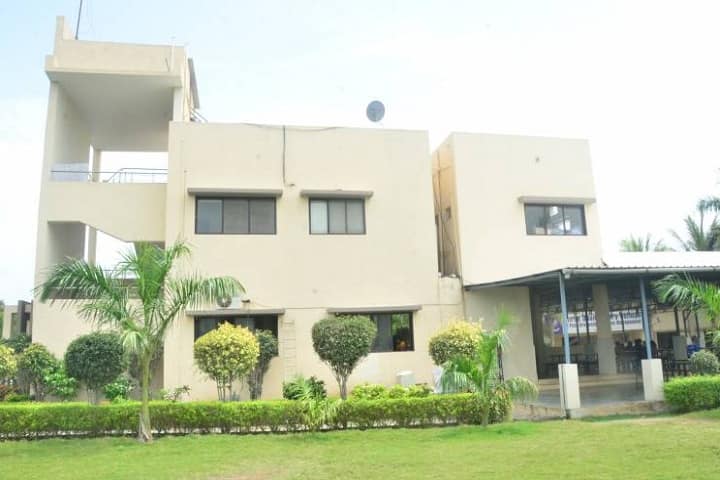 Top MBA Colleges in Surat 2022 – Courses, Fees, Admission, Rank