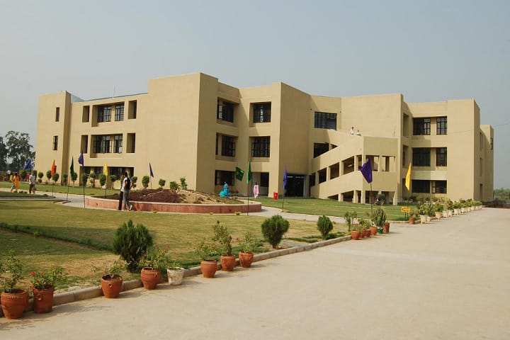 B.E /B.Tech Colleges in Rohtak 2021 – Courses, Fees, Admission, Rank