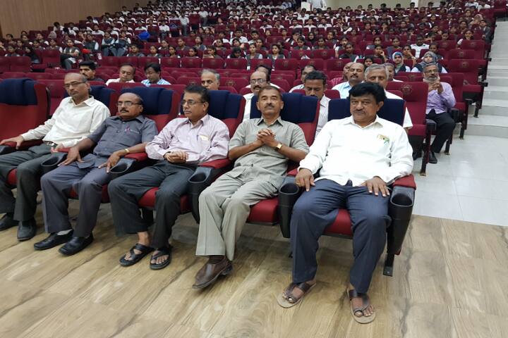 HKE Society's PDA College of Engineering, Gulbarga: Admission, Fees ...