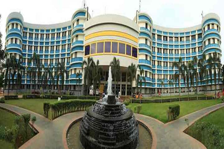 Saveetha College of Liberal Arts and Science, Chennai: Admission, Fees ...