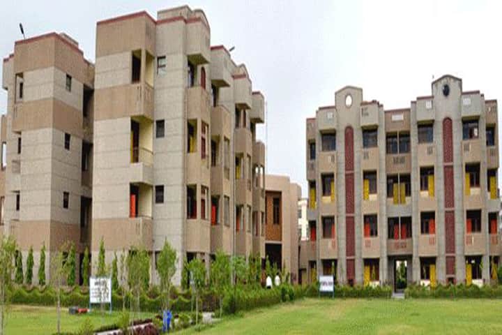 MBA Colleges in Greater Noida Accepting CMAT 2022 – Courses, Fees ...