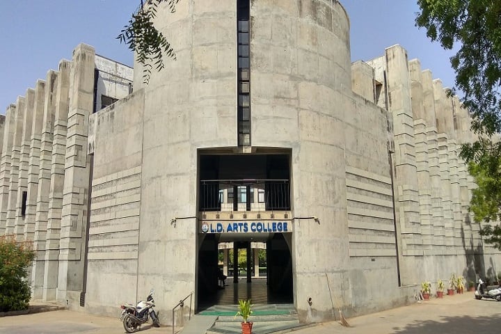 Top Top Arts Colleges in Gujarat 2023 – Courses, Fees, Admission, Rank ...