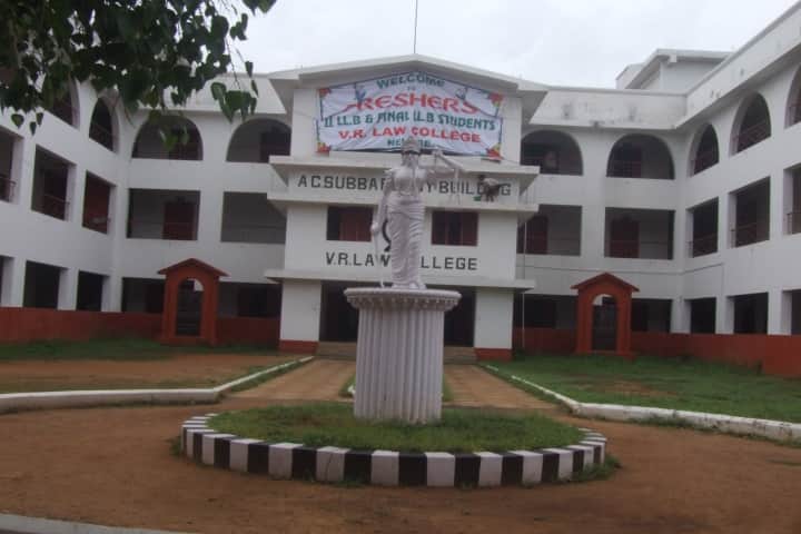 Top LLB Colleges in Andhra Pradesh 2022 – Courses, Fees, Admission, Rank