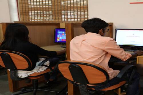 H L College of Commerce, Ahmedabad - courses, fee, cut off, ranking ...