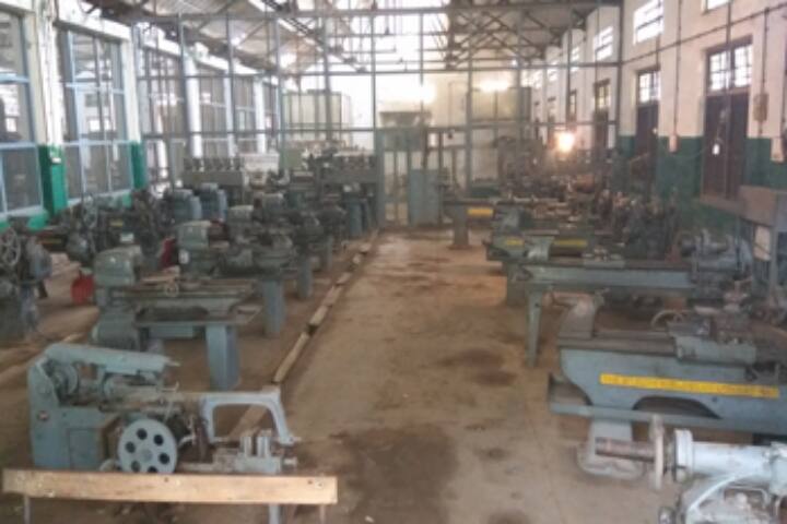 Andhra Polytechnic College, Kakinada: Admission, Fees, Courses ...