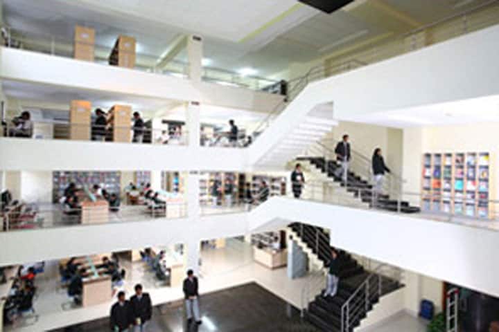 The Oxford Polytechnic, Bangalore: Admission 2021, Courses, Fee, Cutoff ...