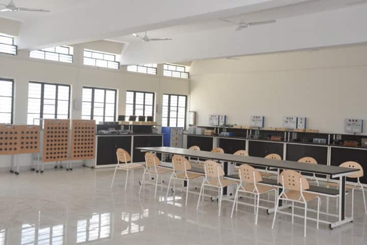 Vasantrao More Polytechnic, Jalgaon: Admission, Fees, Courses ...