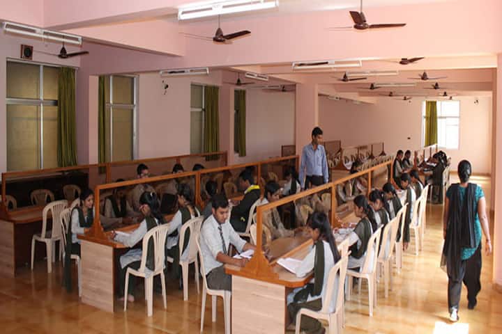 Christ Polytechnic Institute, Rajkot: Admission 2021, Courses, Fee ...