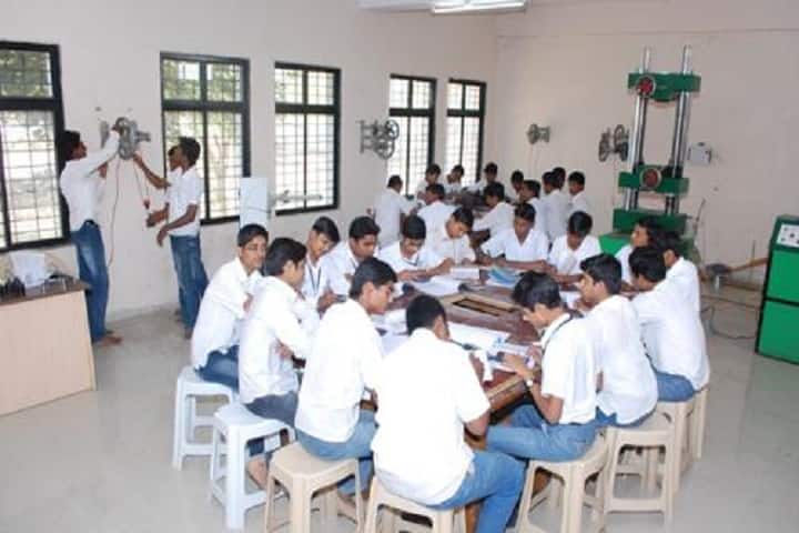 Yashwantrao Chavan Institute of Polytechnic, Beed: Admission, Fees ...
