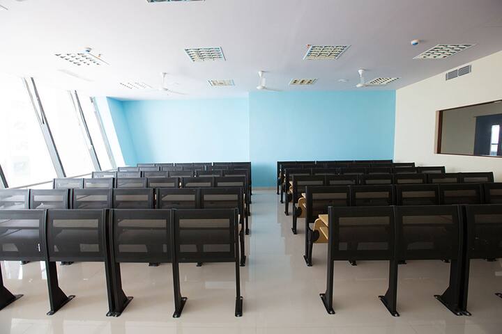 Charnock School of Nursing, Kolkata: Admission, Fees, Courses ...