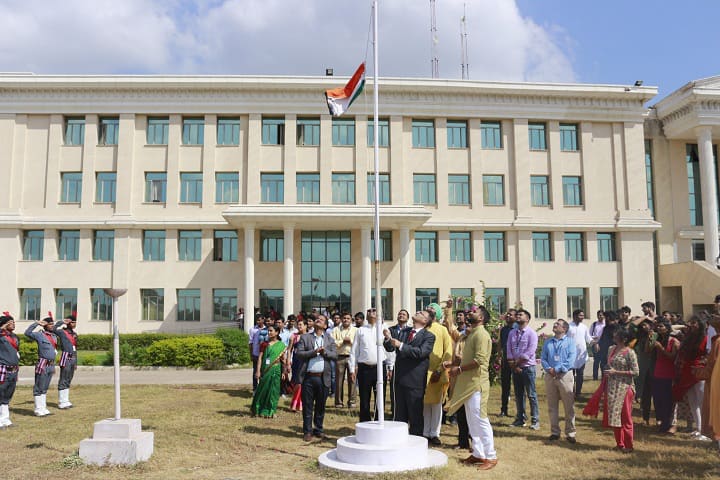 Amity University, Raipur: Admission, Fees, Courses, Placements, Cutoff ...