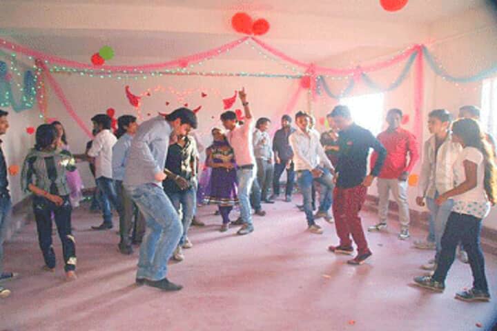 Chittaranjan College, Kolkata: Admission, Fees, Courses, Placements ...