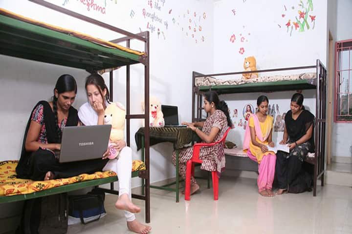 Baselios Poulose II Catholicos College (BPC) Ernakulam: Admission, Fees ...