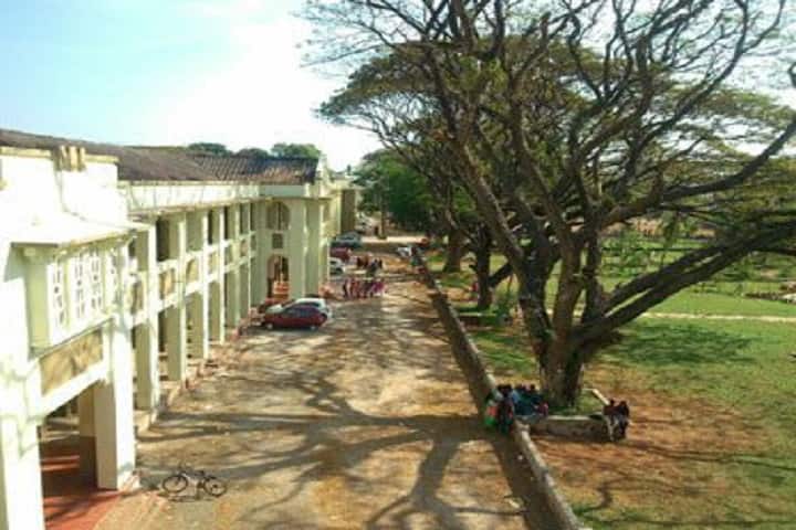 Sanatana Dharma College (SDC) Alappuzha: Admission, Fees, Courses ...