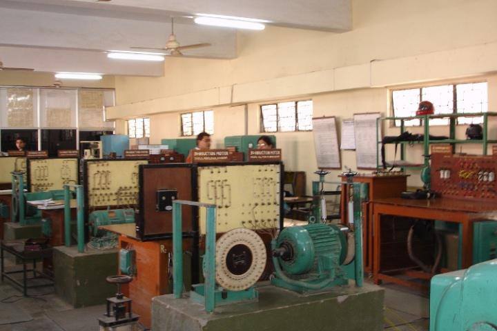 MANIT Bhopal: Admission, Fees, Courses, Placements, Cutoff, Ranking