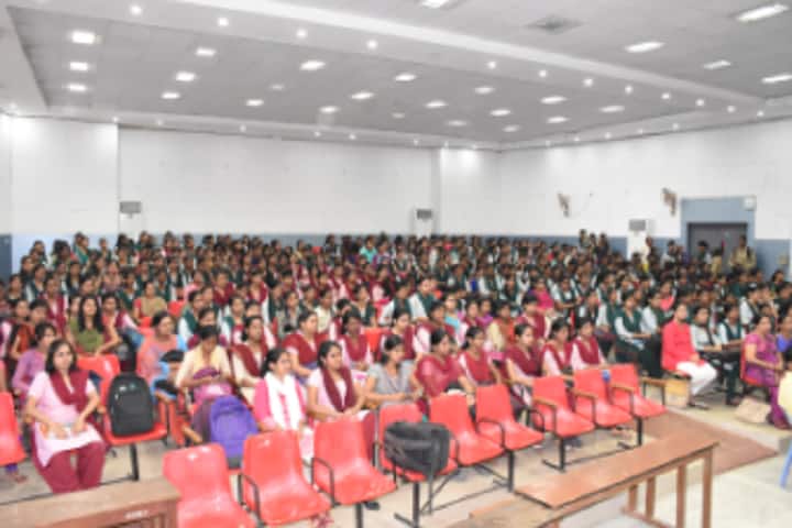 Rama Devi Women's University, Bhubaneswar: Admission, Fees, Courses ...