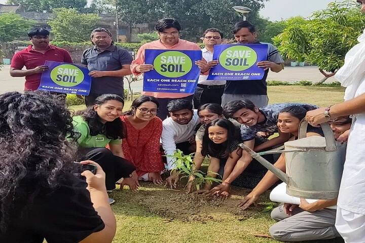 NIFT Raebareli: Admission, Fees, Courses, Placements, Cutoff, Ranking