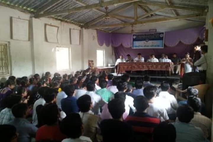 Prof VB Shah Institute of Management, RV Patel College of Commerce, VL ...