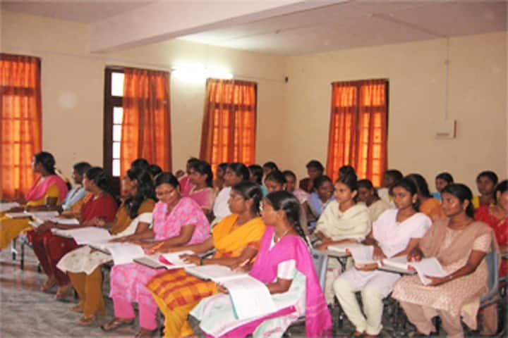 APC Mahalaxmi College for Women, Thoothukudi: Admission, Fees, Courses ...
