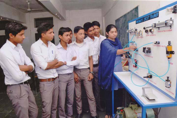 Maulana Azad Polytechnic, Solapur: Admission 2021, Courses, Fee, Cutoff ...