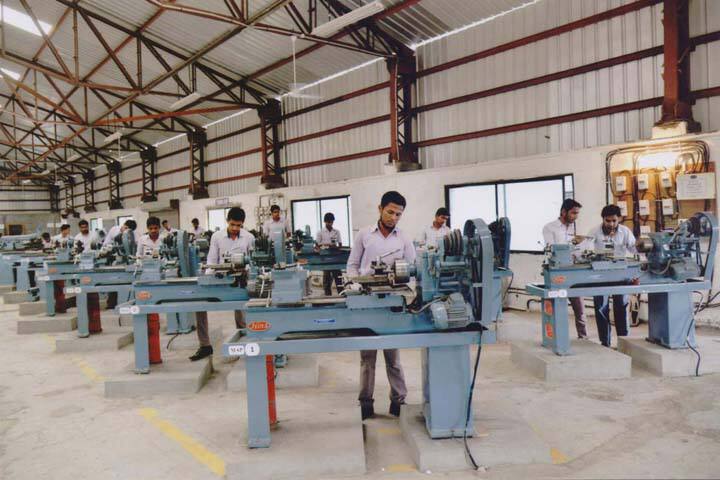 Maulana Azad Polytechnic, Solapur: Admission 2021, Courses, Fee, Cutoff ...