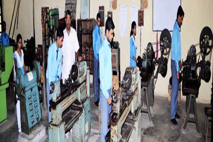 Hewett Polytechnic, Lucknow: Admission 2021, Courses, Fee, Cutoff ...