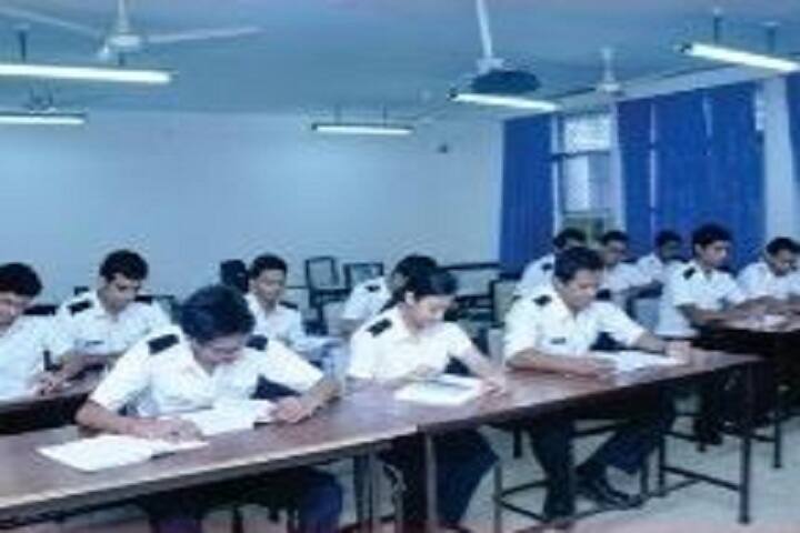 Indira Gandhi Rashtriya Uran Akademi (IGRUA) Raebareli: Admission, Fees ...