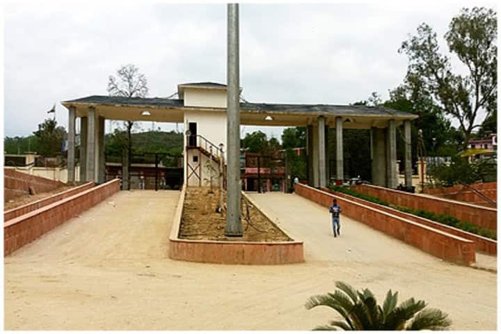 Shri Lal Bahadur Shastri Government Medical College (SLBSMC) Mandi ...