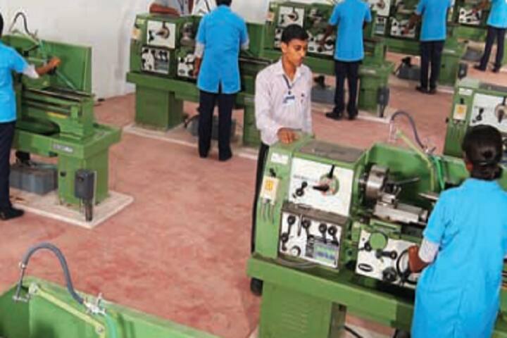 SNIT Adoor: Admission, Fees, Courses, Placements, Cutoff, Ranking