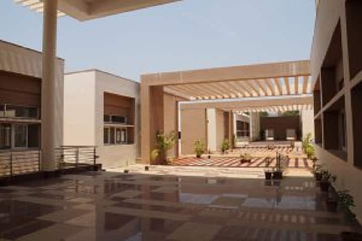 Ganpat University (GUNI) Mehsana: Admission, Fees, Courses, Placements ...