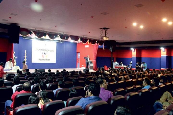 Pillai College of Engineering (PCE) New Panvel: Admission, Fees ...