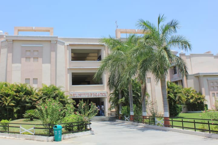 Parul Institute of Engineering and Technology (PIET) Vadodara ...