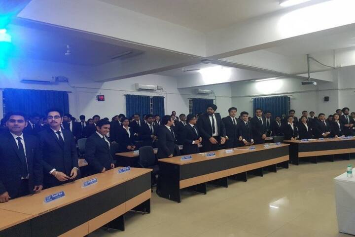 IIM Raipur: Admission, Fees, Courses, Placements, Cutoff, Ranking
