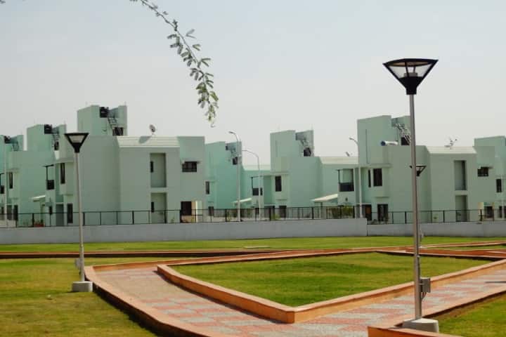 IIM Indore: Admission, Fees, Courses, Placements, Cutoff, Ranking