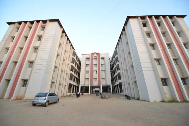 KSR College of Engineering (KSRCE) Tiruchengode: Admission, Fees ...