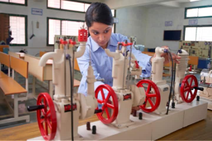 HCST Mathura: Admission, Fees, Courses, Placements, Cutoff, Ranking